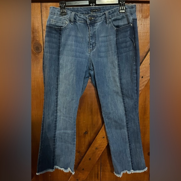 Elliot & Vine | Jeans | Elliot Vine Cropped Two Tone Jeans Sz | Poshmark